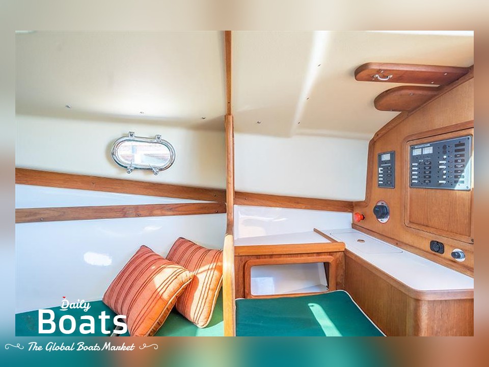 2007 CW Hood Wasque 26 for sale. View price, photos and Buy 2007 CW ...