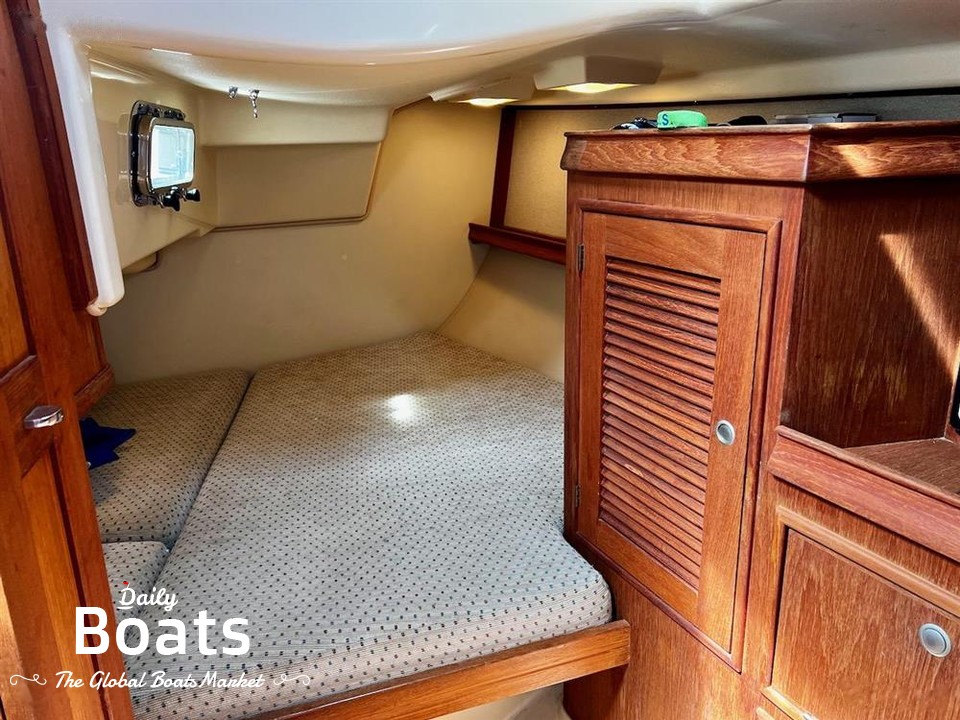 2000 Island Packet Yachts 320 for sale. View price, photos and Buy 2000 ...