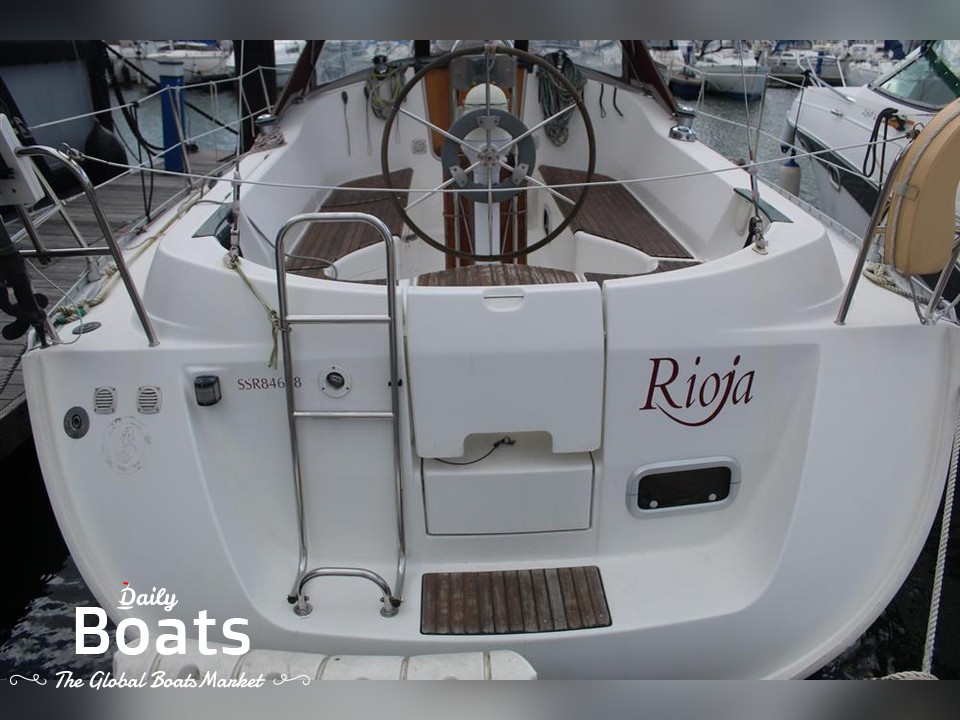 1998 Bénéteau Boats Oceanis 321 for sale. View price, photos and Buy ...