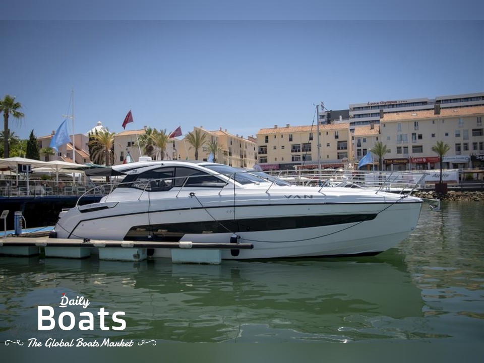 2021 Azimut Yachts Atlantis 45 for sale. View price, photos and Buy ...