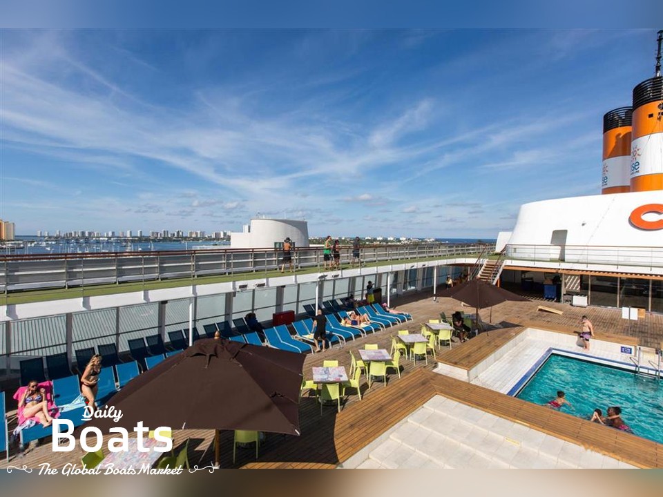 1991 Commercial Boats Cruise Ship 1306 / 1680 Passengers for sale. View ...