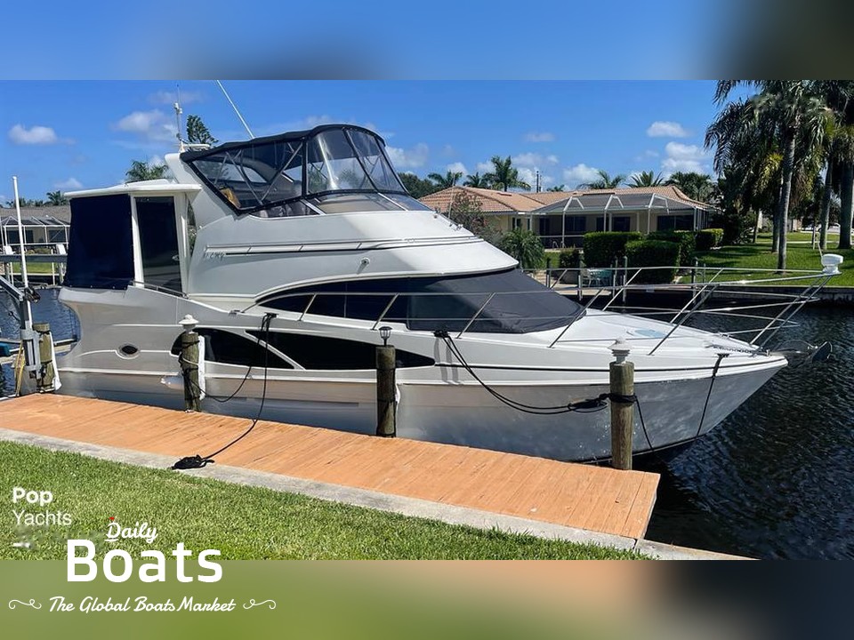2005 Carver Yachts 41 Cockpit Motor for sale. View price, photos and ...