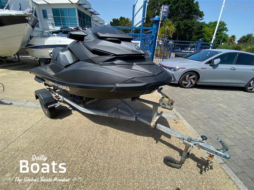 2018 Sea-Doo 230 Gtrx for sale. View price, photos and Buy 2018 Sea-Doo ...