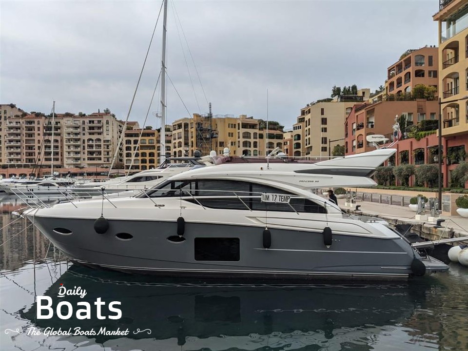 2014 Princess 52 Fly for sale. View price, photos and Buy 2014 Princess ...