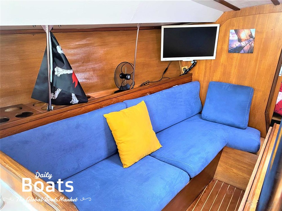 1985 Jeanneau Sun Rise 34 for sale. View price, photos and Buy 1985 ...