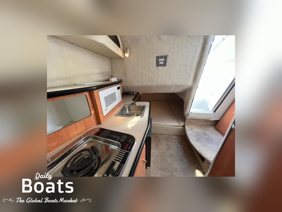 1999 Regal Boats 242 Commodore for sale. View price, photos and Buy ...