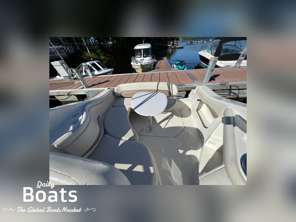 1999 Regal Boats 242 Commodore for sale. View price, photos and Buy ...