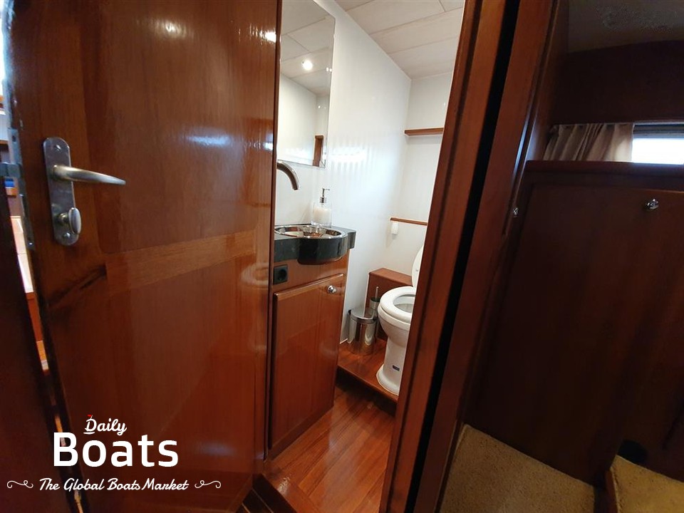 2008 Crown Keyzer 40 Ac for sale. View price, photos and Buy 2008 Crown ...