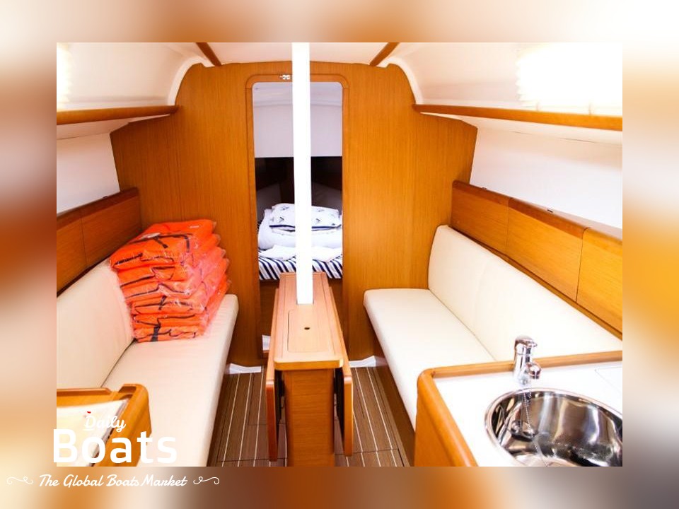 2011 Jeanneau Sun Odyssey 33I for sale. View price, photos and Buy 2011 ...