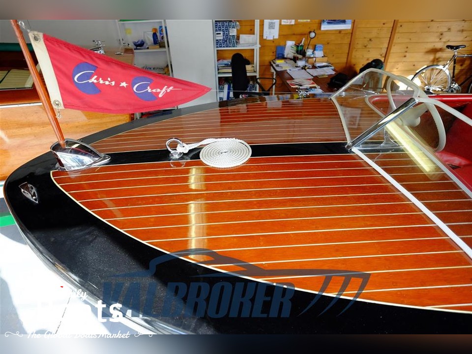 1950 Chris-Craft 17 De Luxe Runabout for sale. View price, photos and ...