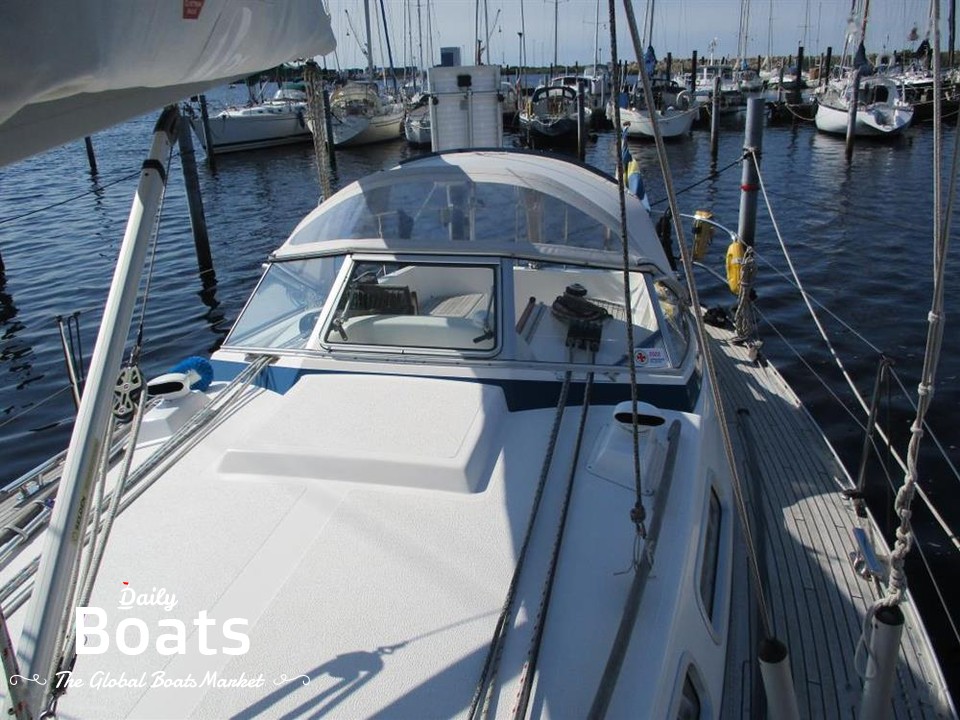 2005 Hallberg Rassy 31 for sale. View price, photos and Buy 2005 ...