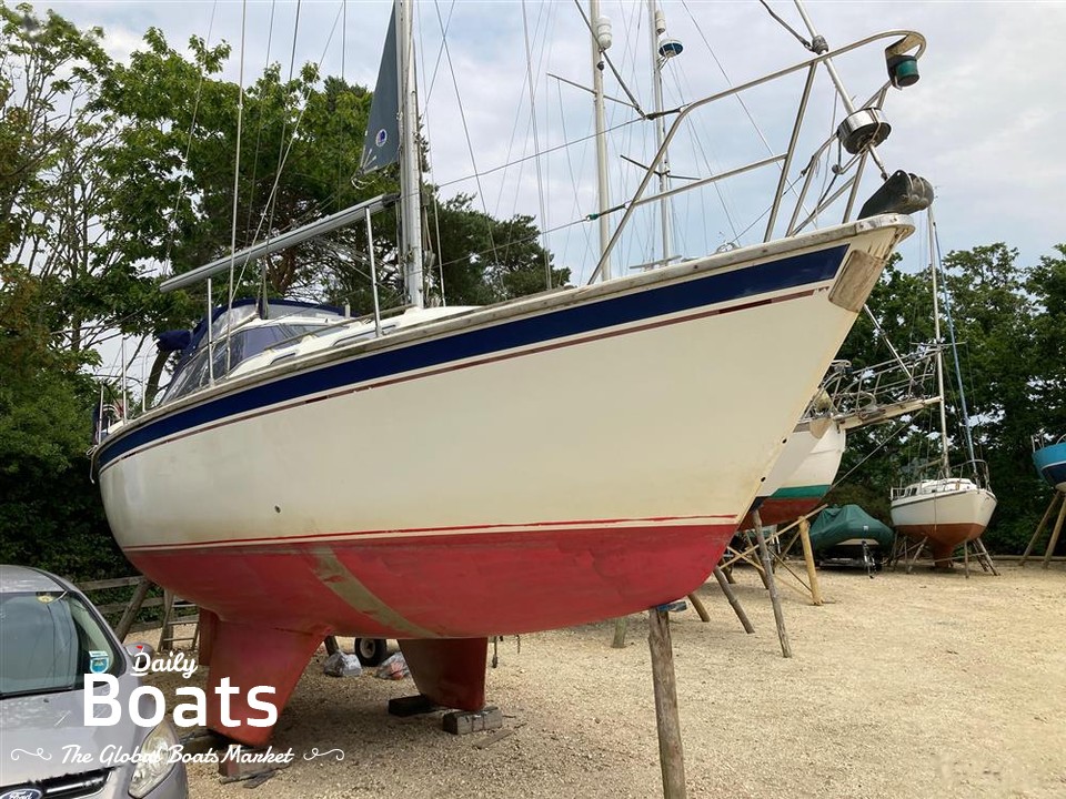 1990 Westerly Riviera 35 for sale. View price, photos and Buy 1990 ...