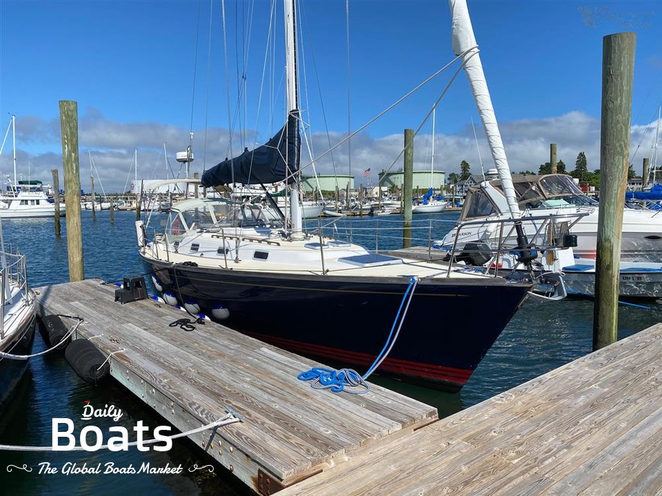 1990 Tartan Yachts 372 for sale. View price, photos and Buy 1990 Tartan ...