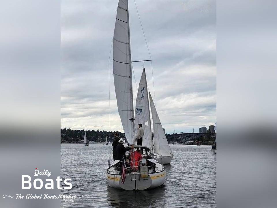 1982 Bayfield 29 for sale. View price, photos and Buy 1982 Bayfield 29 ...