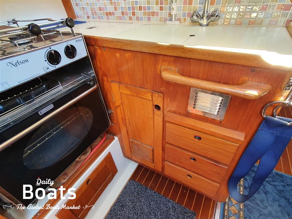 1988 Maxi Yachts 33 for sale. View price, photos and Buy 1988 Maxi ...