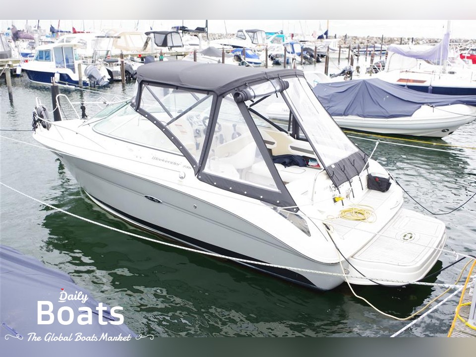 2011 Sea Ray Boats 235 Weekender for sale. View price, photos and Buy ...