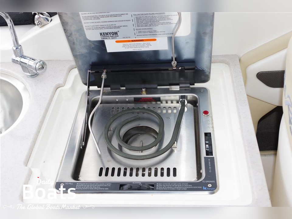 2011 Sea Ray Boats 235 Weekender for sale. View price, photos and Buy ...