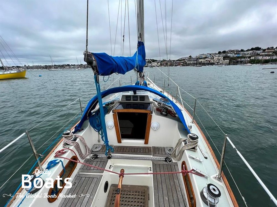 1990 Contessa 32 for sale. View price, photos and Buy 1990 Contessa 32 ...