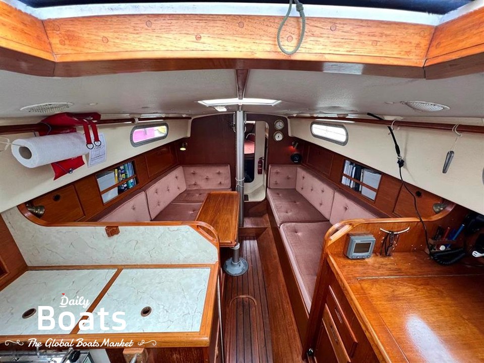 1990 Contessa 32 for sale. View price, photos and Buy 1990 Contessa 32 ...