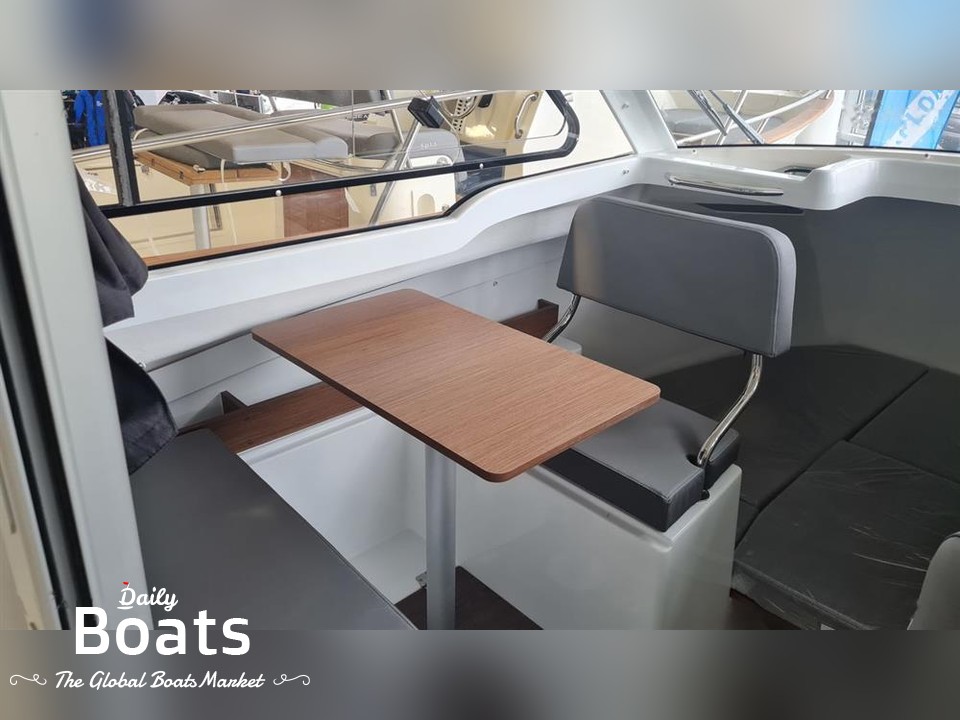 2021 Bénéteau Boats Antares 6 Hb for sale. View price, photos and Buy ...