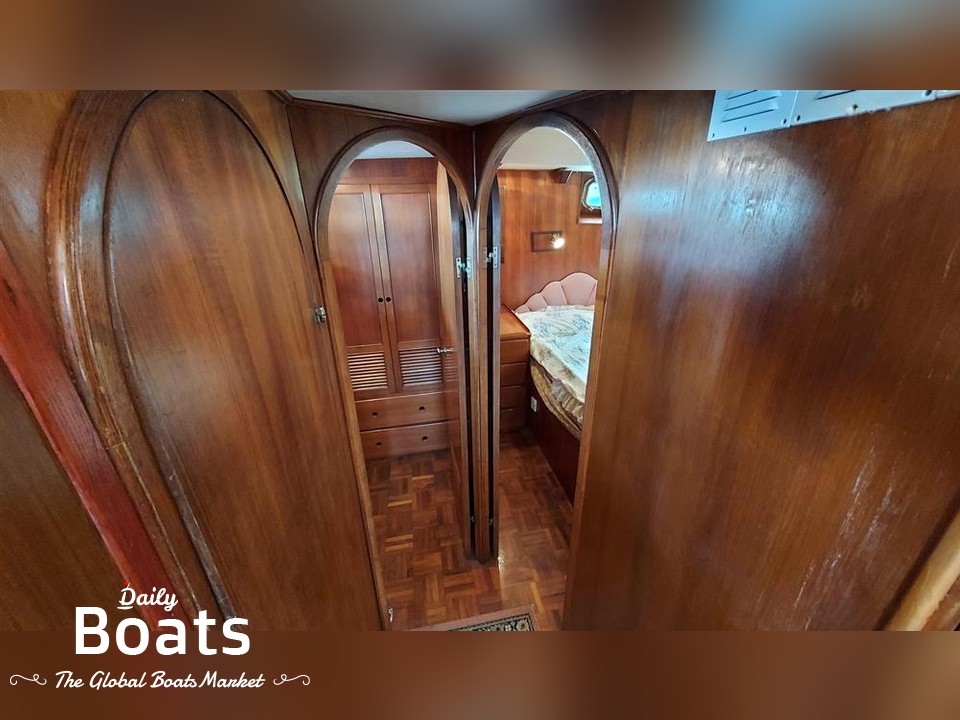 1984 Trader Yachts 41+2 for sale. View price, photos and Buy 1984 ...