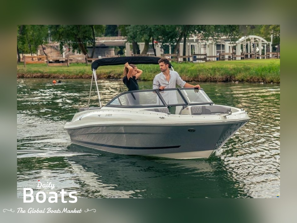 2022 Bayliner Vr4 Bowrider Inboard for sale. View price, photos and Buy ...