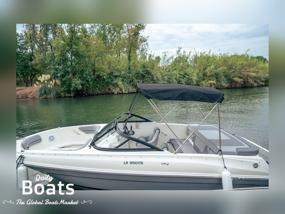 2022 Bayliner Vr4 Bowrider Inboard for sale. View price, photos and Buy ...