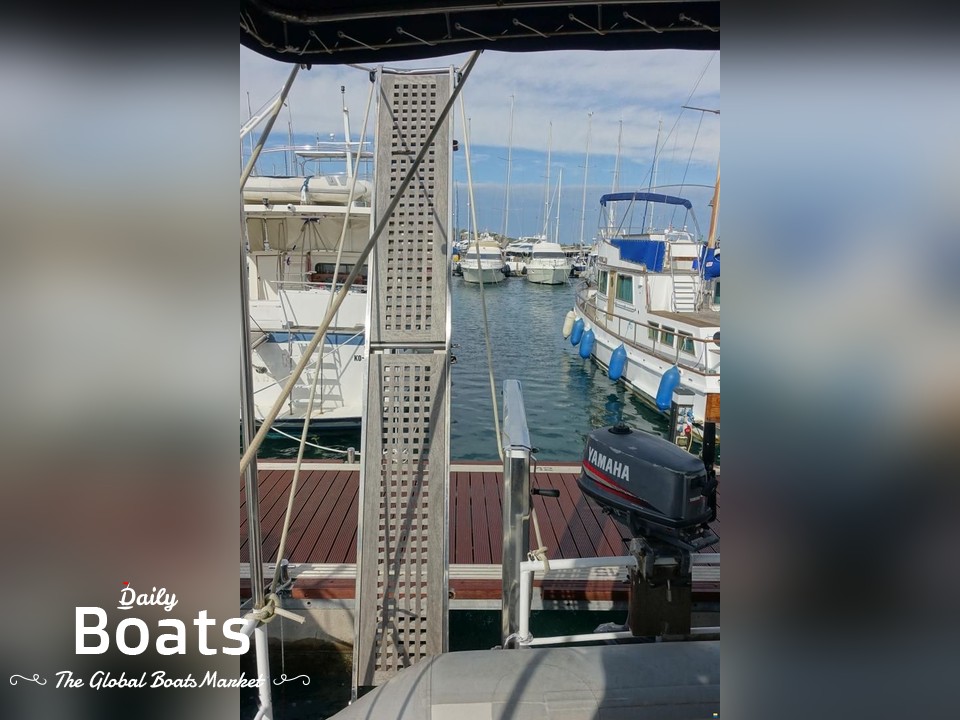 1985 Luxor 40 Fly for sale. View price, photos and Buy 1985 Luxor 40 ...