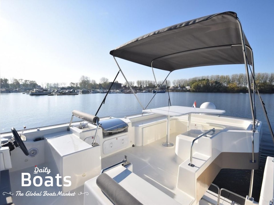 2023 Nicols Yacht Quattro Fly Management Boat for sale. View price ...