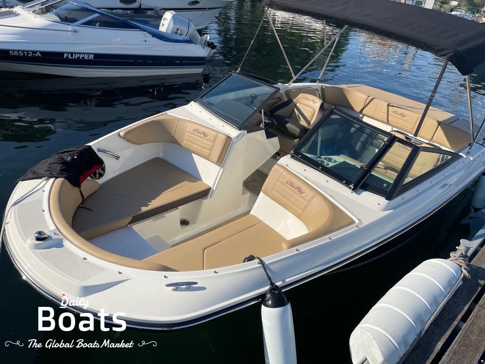 2019 Sea Ray 210 Spxe for sale. View price, photos and Buy 2019 Sea Ray ...