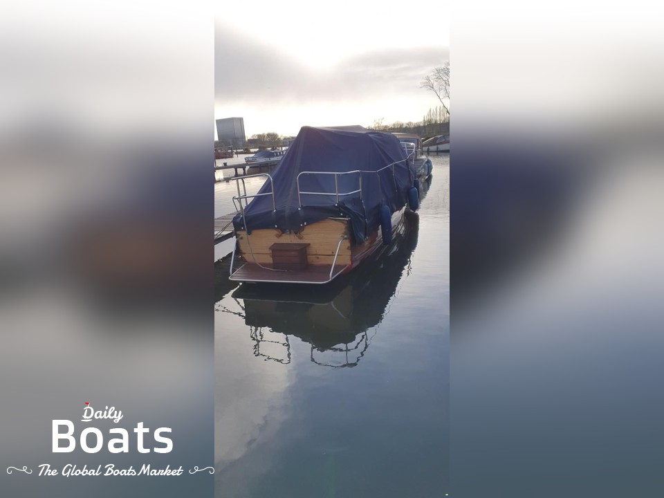 1965 Runabout Kajuitboot. Swedish Classic Boa for sale. View price ...