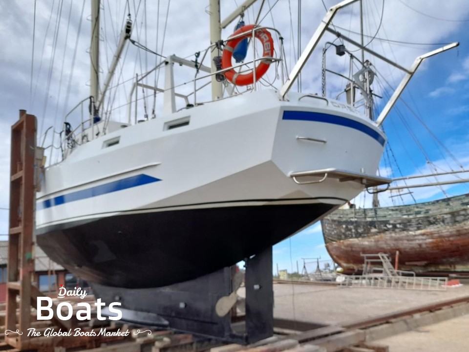 1997 Bruce Roberts Mauritius 43 for sale. View price, photos and Buy ...