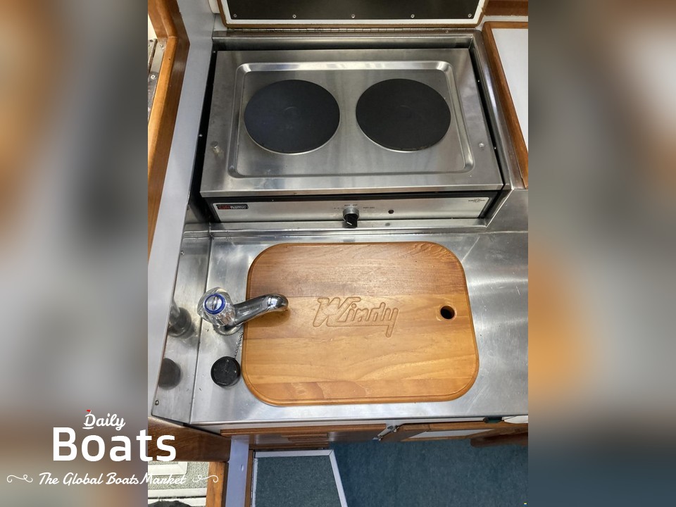 1992 Windy 8000 for sale. View price, photos and Buy 1992 Windy 8000 ...