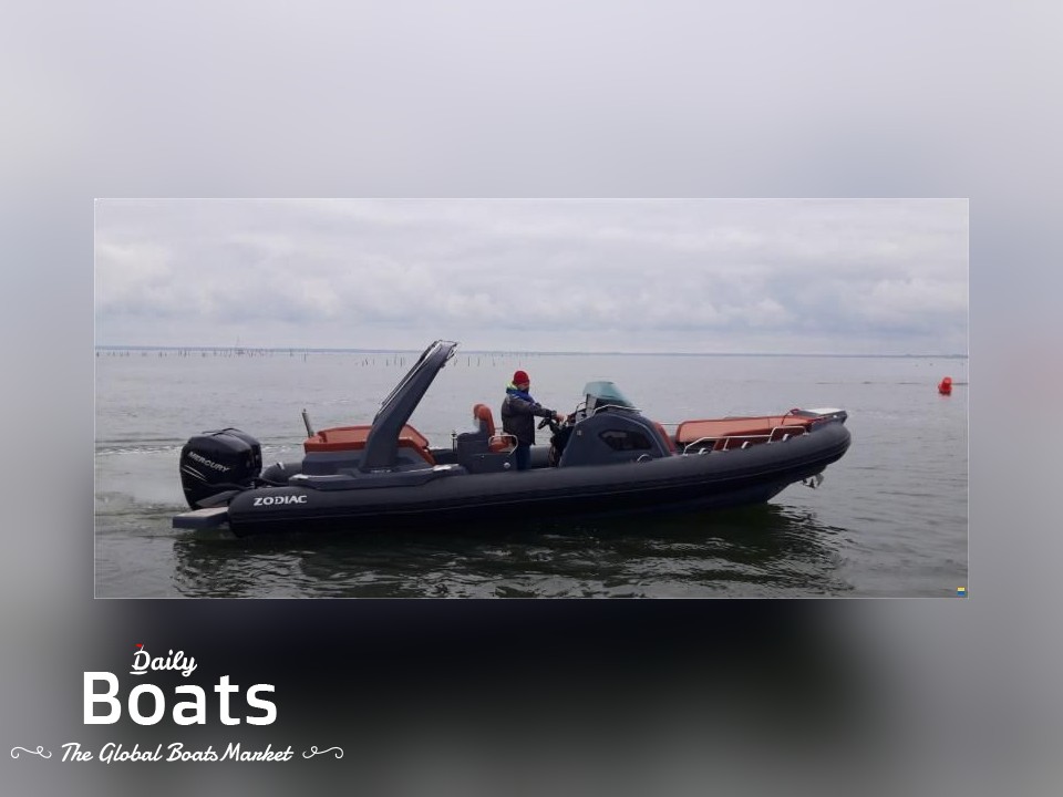 Zodiac Medline 9 for sale. View price, photos and Buy Zodiac Medline 9 ...