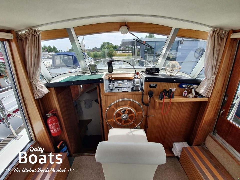 1975 Broom 30 Mkii Cabin Cruiser for sale. View price, photos and Buy ...