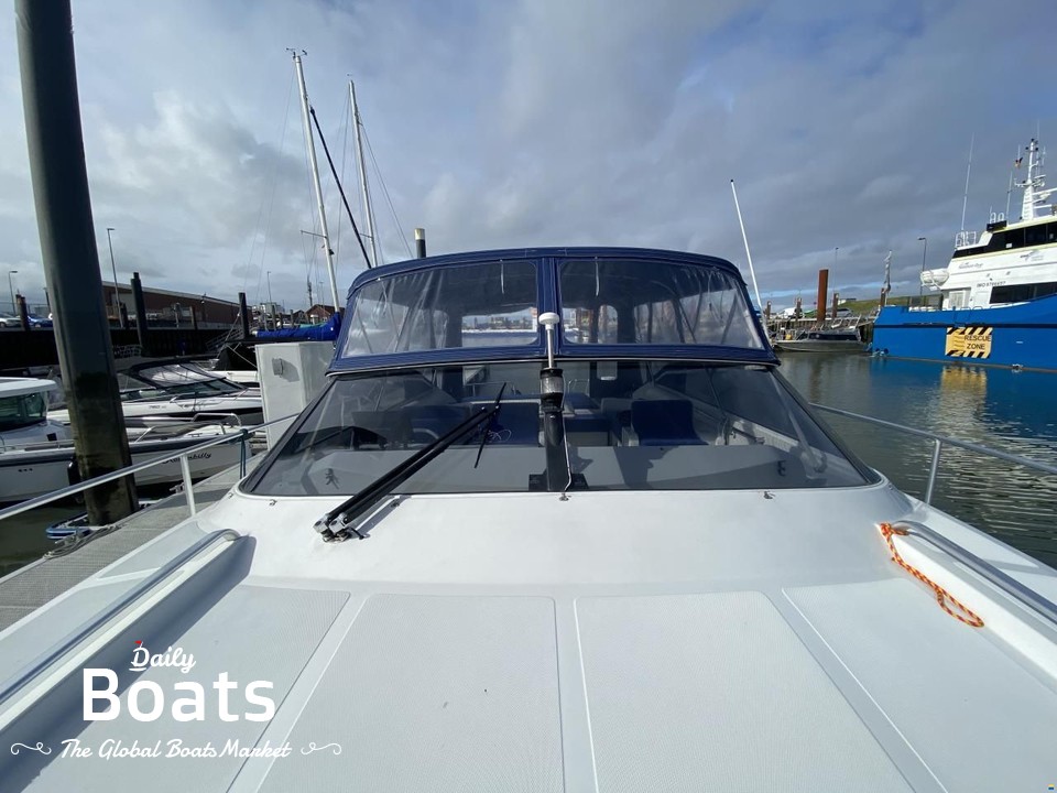 1994 Pershing 40 for sale. View price, photos and Buy 1994 Pershing 40 ...