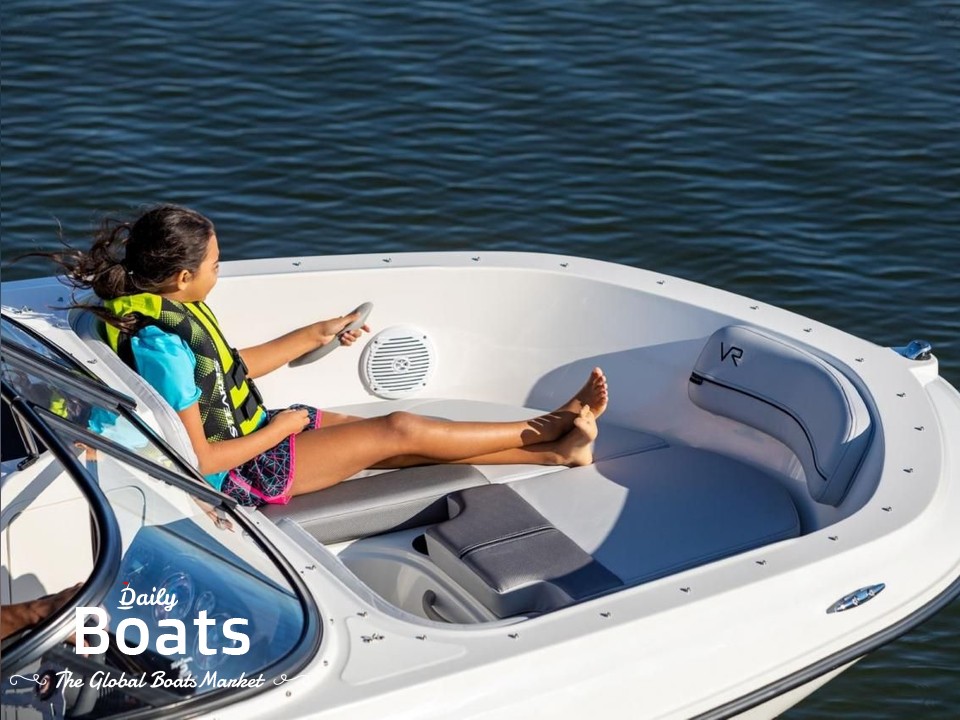 Bayliner Vr4 Bowrider Ib for sale. View price, photos and Buy Bayliner ...