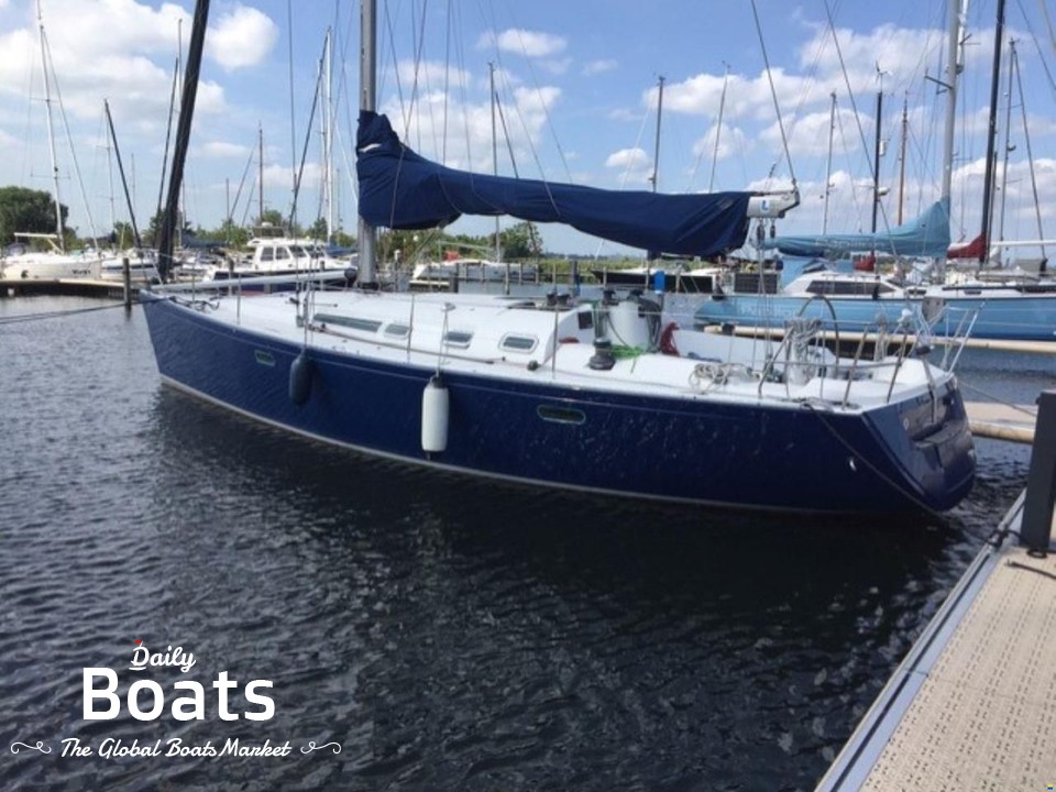 Fast 42 for sale - Daily Boats