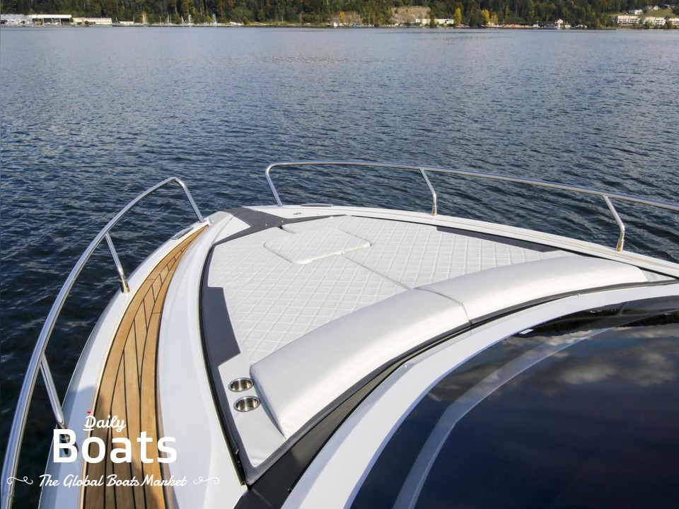 2020 Fairline F//Line 33 for sale. View price, photos and Buy 2020 ...