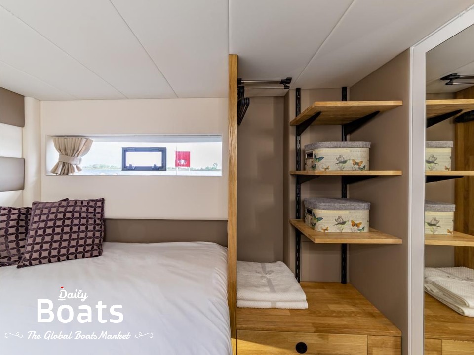 2022 Nomadream Cat-House 1200 Double Decker Houseboat for sale. View ...