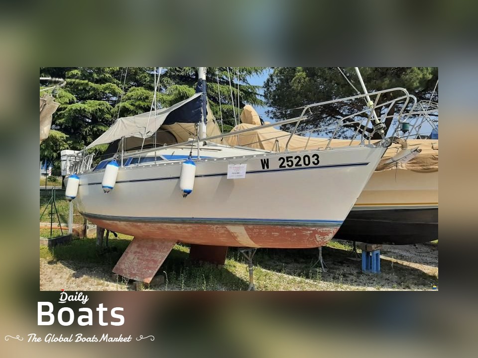 1987 Moody 28 Twin Keel for sale. View price, photos and Buy 1987 Moody ...