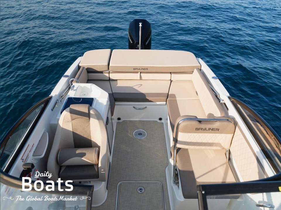 2022 Bayliner Vr6 Cu Aussenborder Version for sale. View price, photos ...