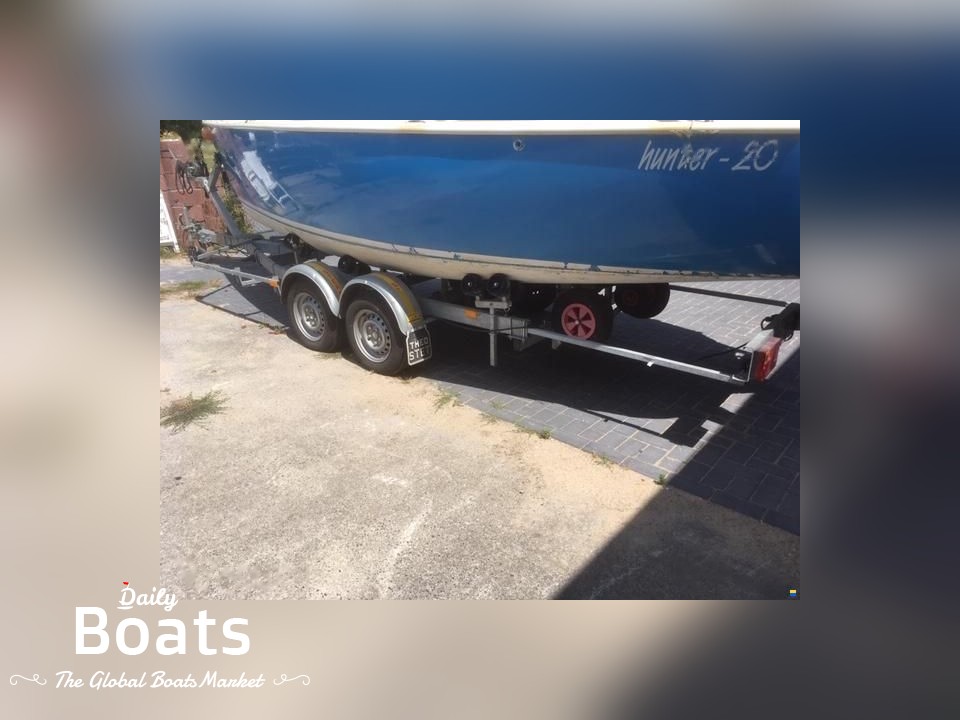 1985 Hunter Medina 20 for sale. View price, photos and Buy 1985 Hunter ...