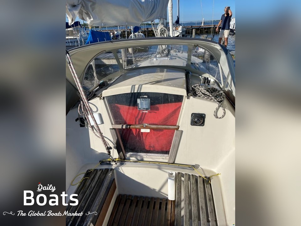 1984 Bénéteau First 28 for sale. View price, photos and Buy 1984 ...