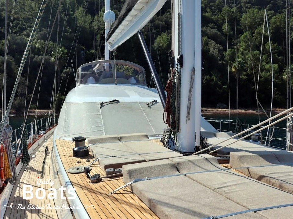 2011 Custom Mirror Yacht Shipyard Built 35 Me for sale. View price ...