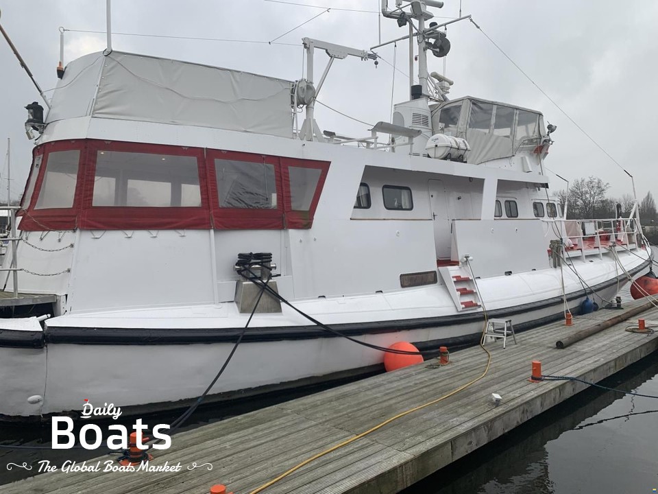 Live aboard ex live boat es rettungskr for sale - Daily Boats