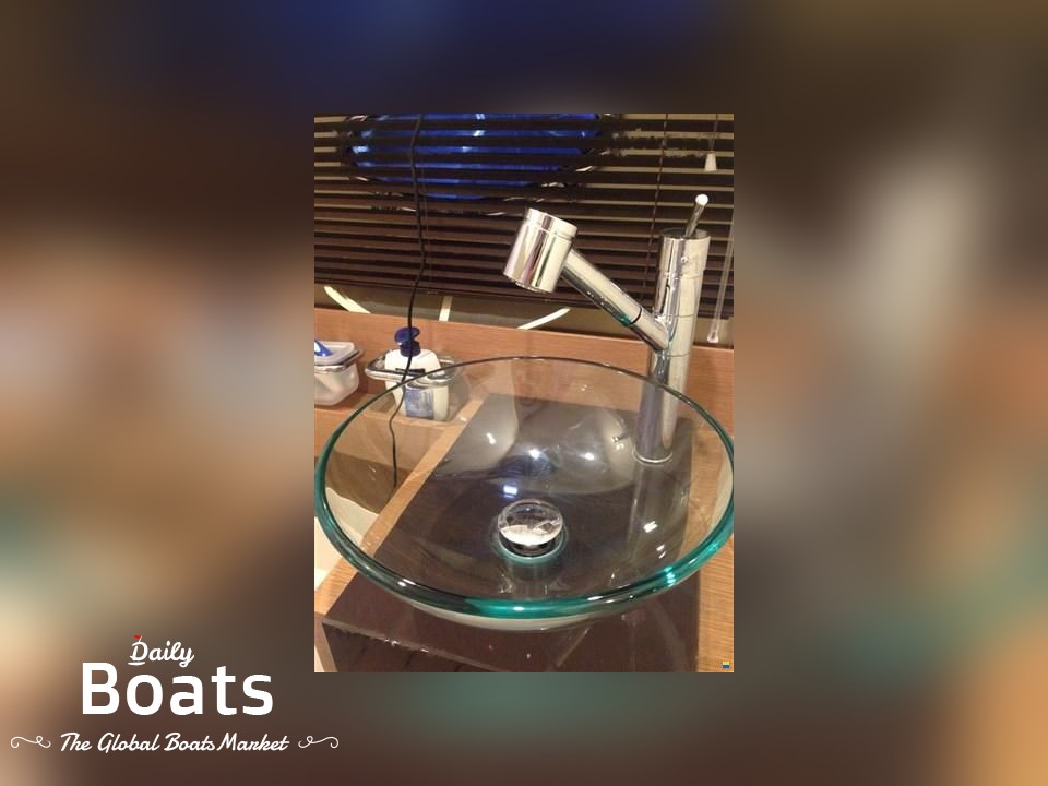 2010 Atlantis 40 Ht for sale. View price, photos and Buy 2010 Atlantis ...