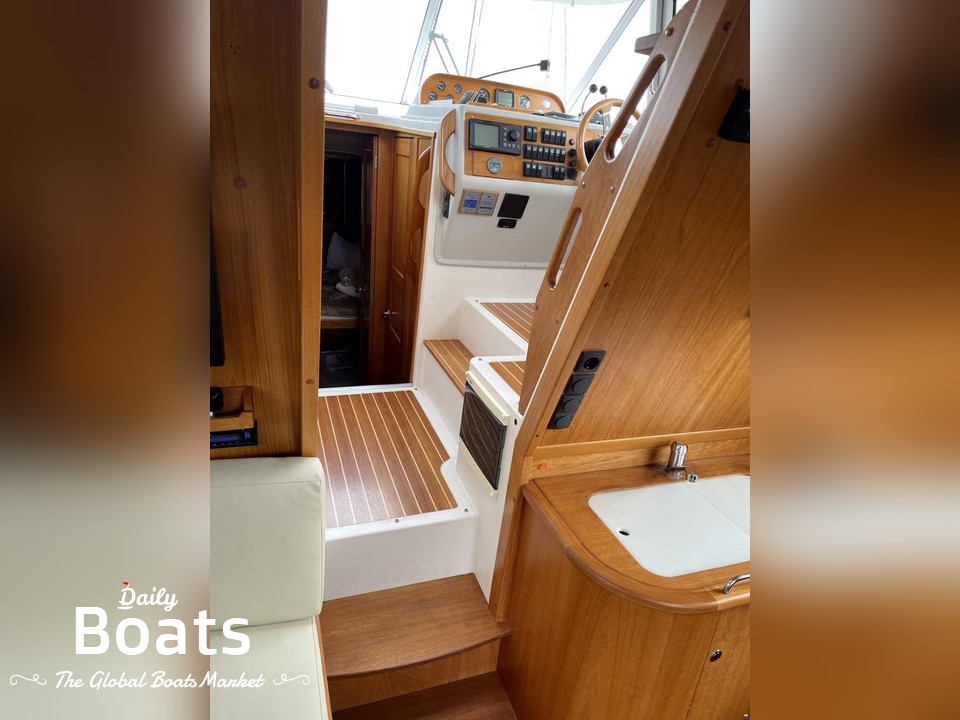 2004 Nimbus 380 Commander for sale. View price, photos and Buy 2004 ...