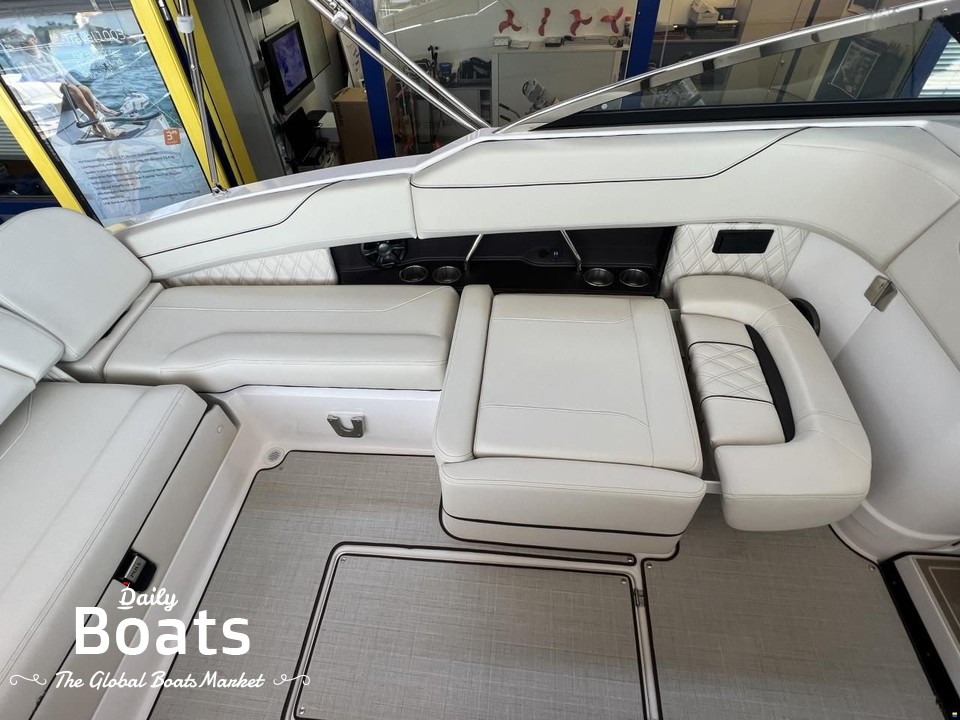 2022 Regal Ls4 Cuddy for sale. View price, photos and Buy 2022 Regal ...