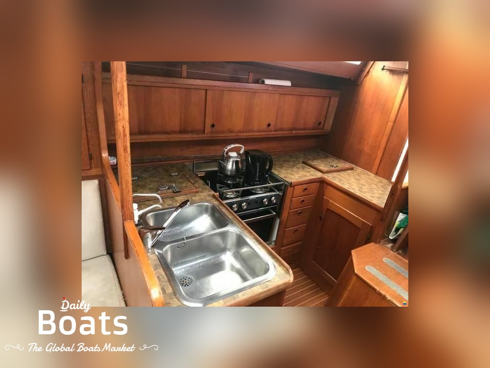 1987 Helmsman 49 for sale. View price, photos and Buy 1987 Helmsman 49 ...